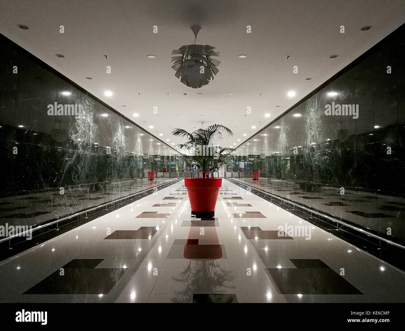 Granada mall hi-res stock photography and images - Alamy