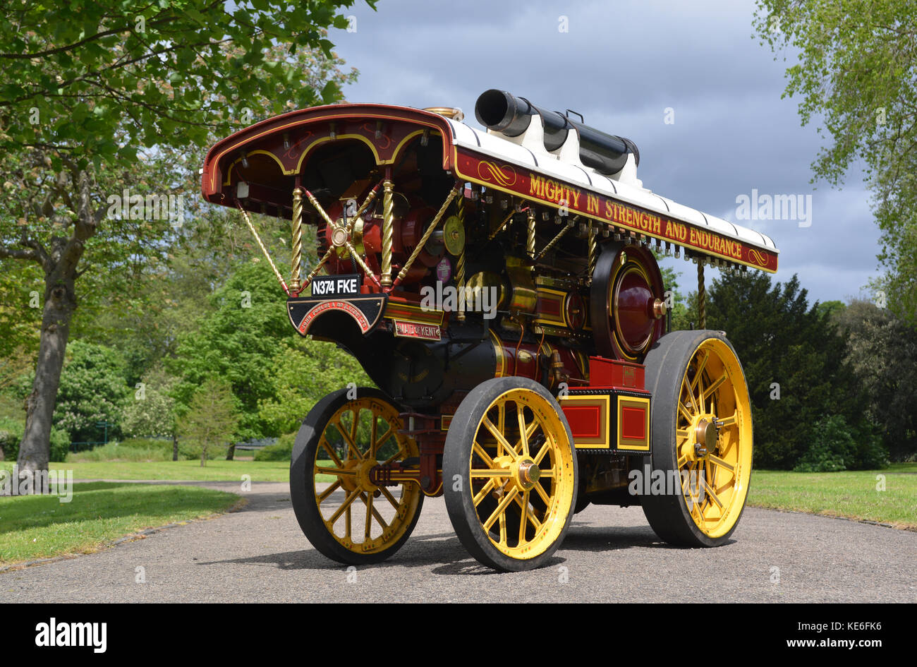 Showmans hi-res stock photography and images - Alamy