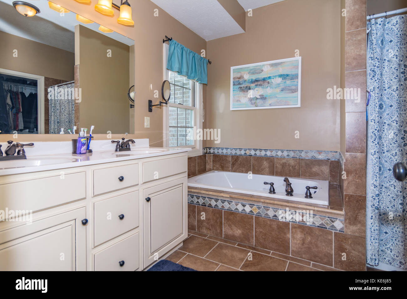 Interior of middle class American home in Kentucky USA Stock Photo - Alamy