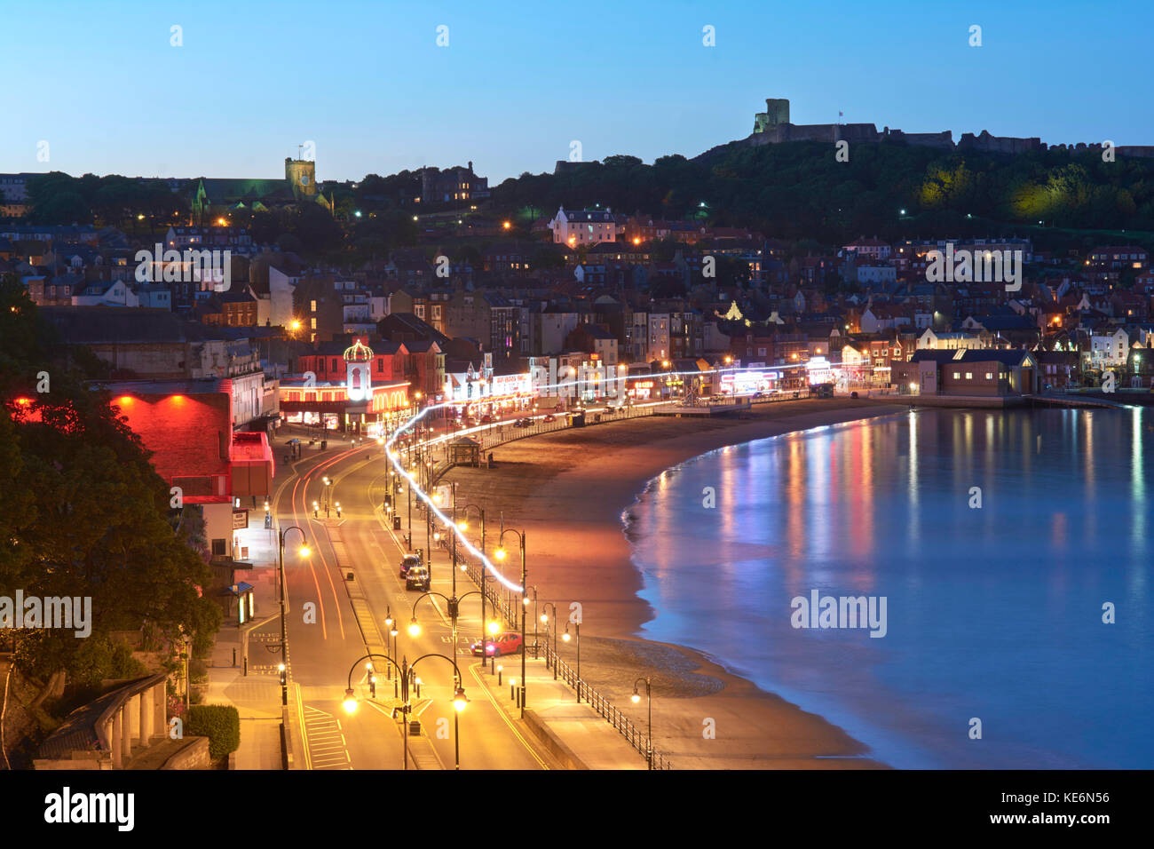 Scarborough Bay at Night - Scarborough, Yorkshire, UK Stock Photo - Alamy