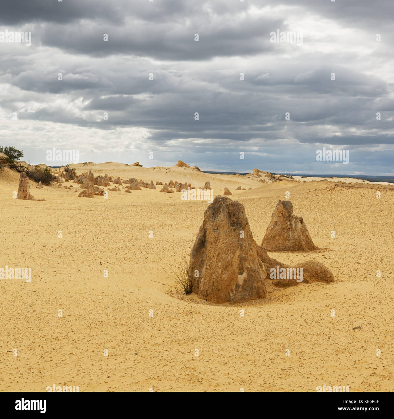 Dunes and rock formation in sand desert hi-res stock photography and ...
