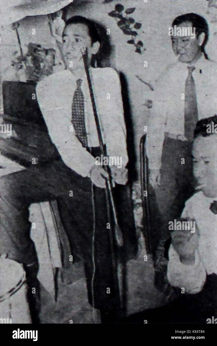 R Mustari talking to crowds. Film Varia 2.4 (April 1955), p29 Stock ...