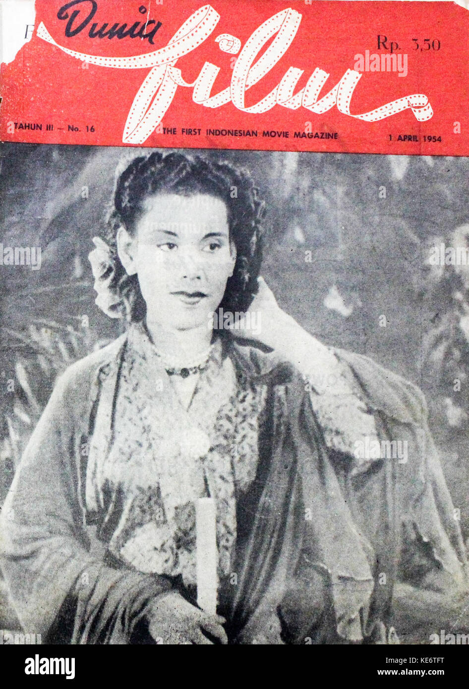 Dunia Film 1 Apr 1954 p1 Stock Photo - Alamy