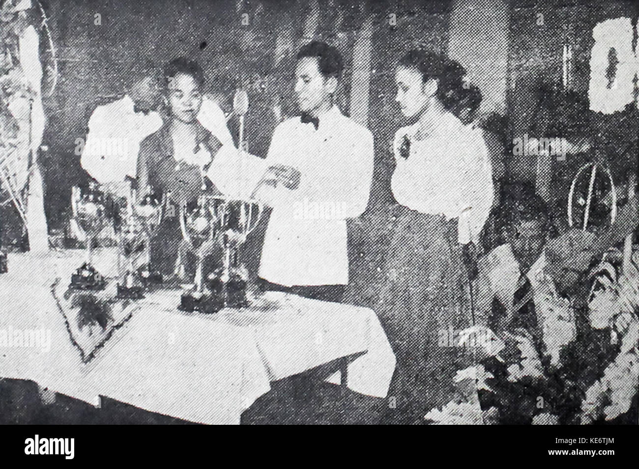 Opening ceremony Dunia Film Awards Dunia Film 15 Jul 1954 p4 Stock ...