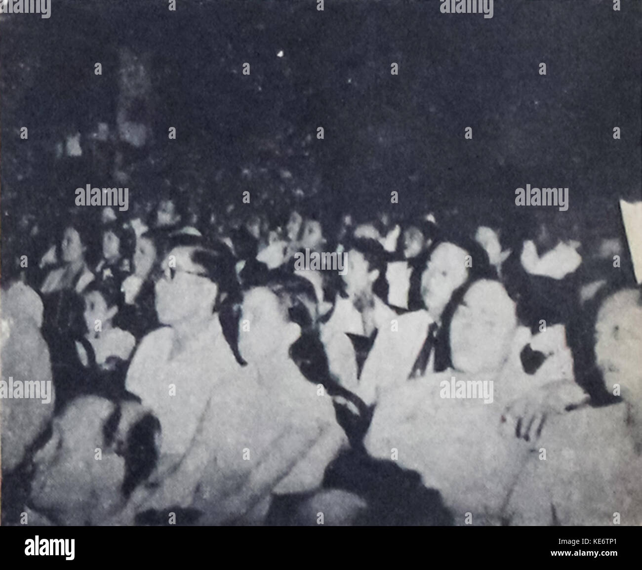 1950s film audience hi-res stock photography and images - Alamy