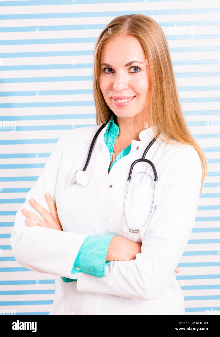Portrait of a female doctor hi-res stock photography and images - Alamy