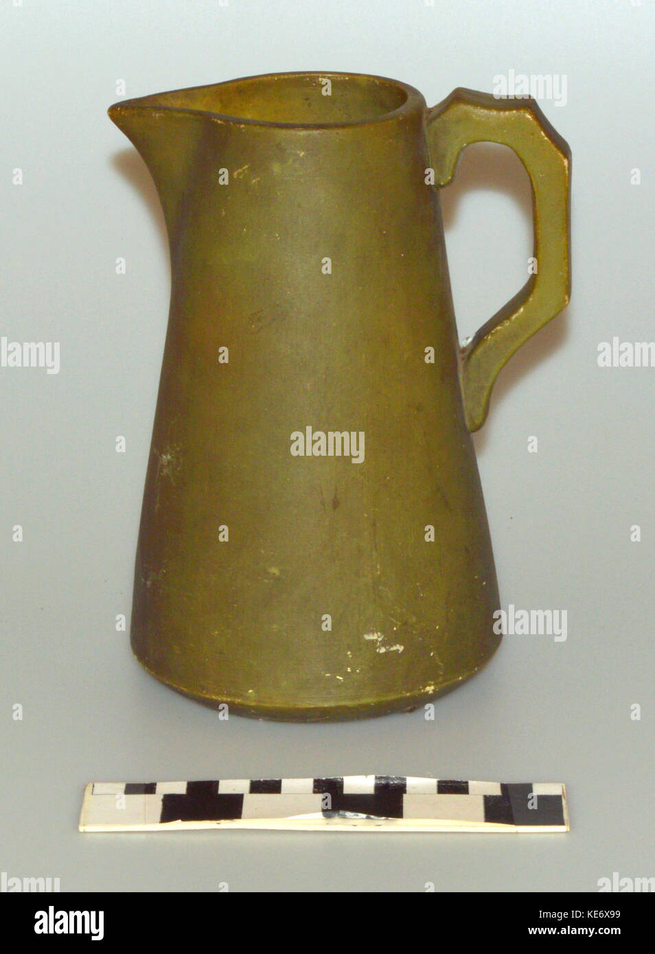 Zark Pottery Pitcher with Matte Green Glaze Stock Photo - Alamy