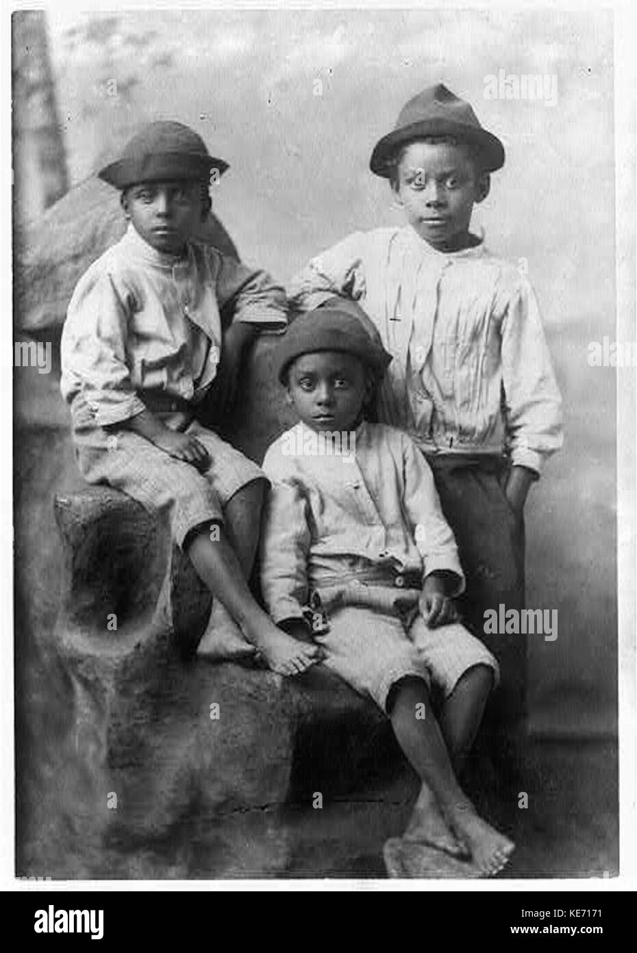 Full length portrait youth Black and White Stock Photos & Images - Alamy