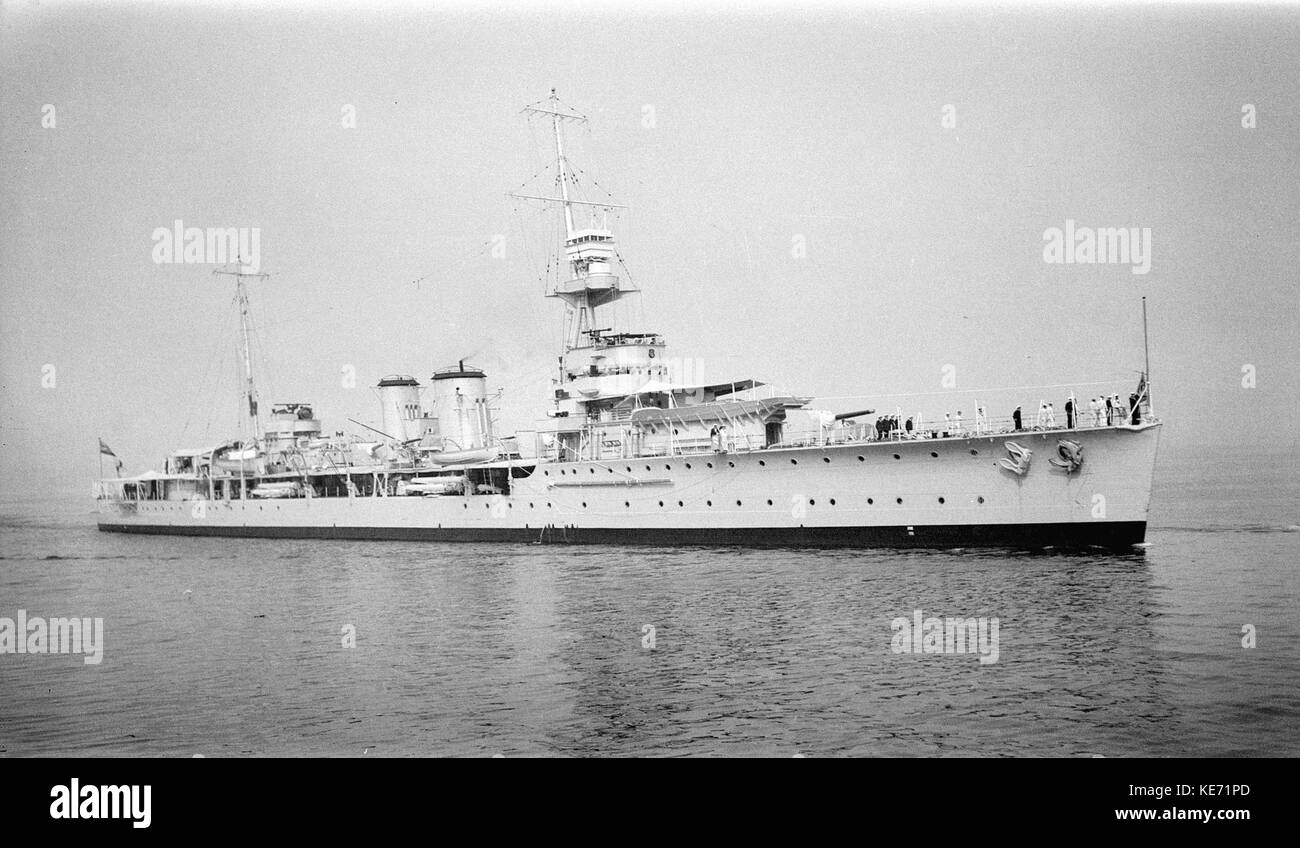 HMS Danae at Vancouver 1934 Stock Photo - Alamy