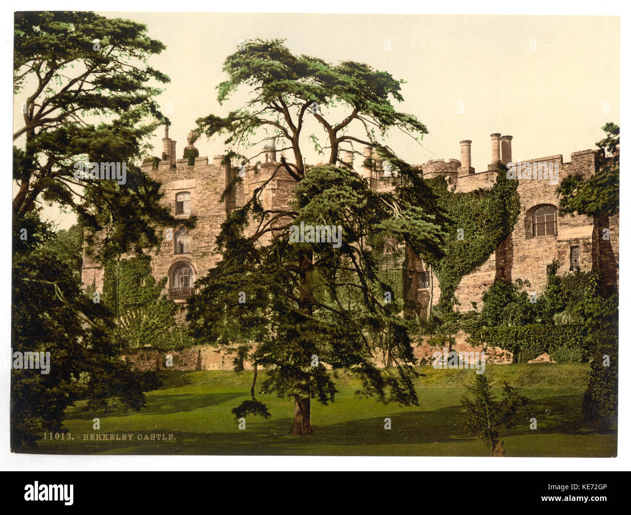 Berkeley castle estate hi-res stock photography and images - Alamy