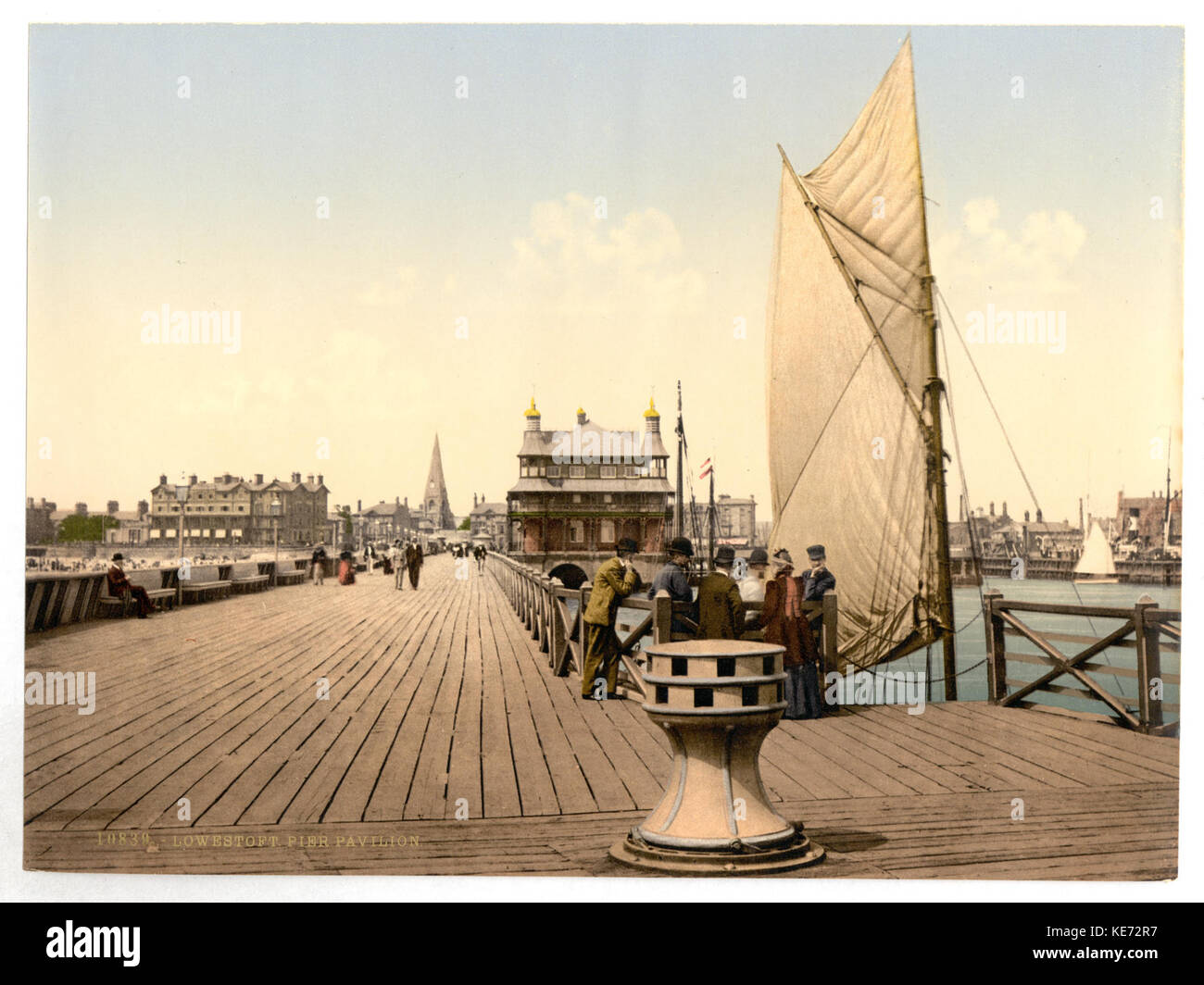 Lowestoft pavillion hi-res stock photography and images - Alamy