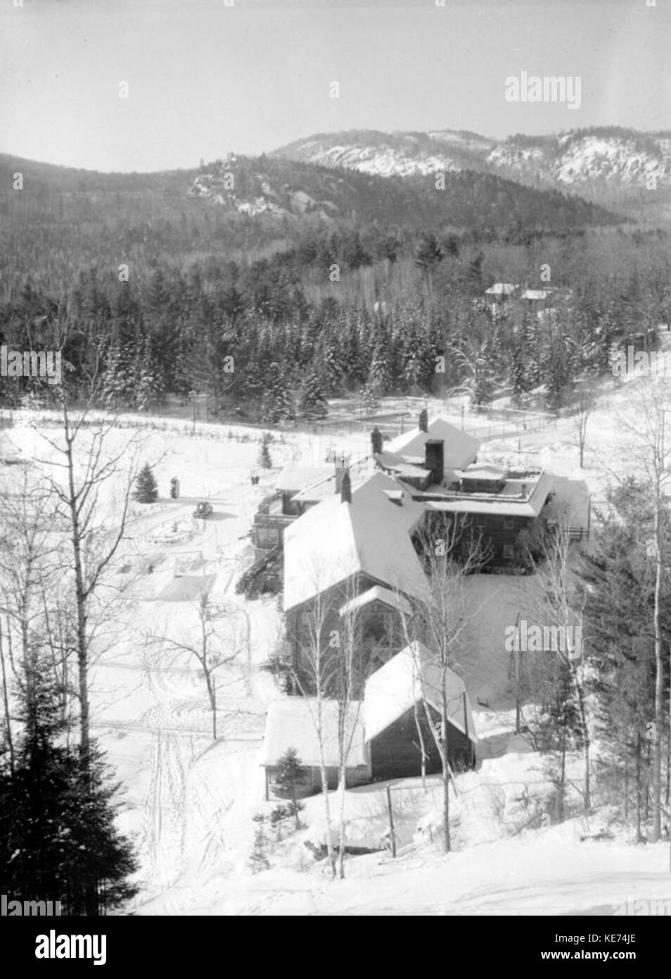 Inn winter Black and White Stock Photos & Images - Alamy