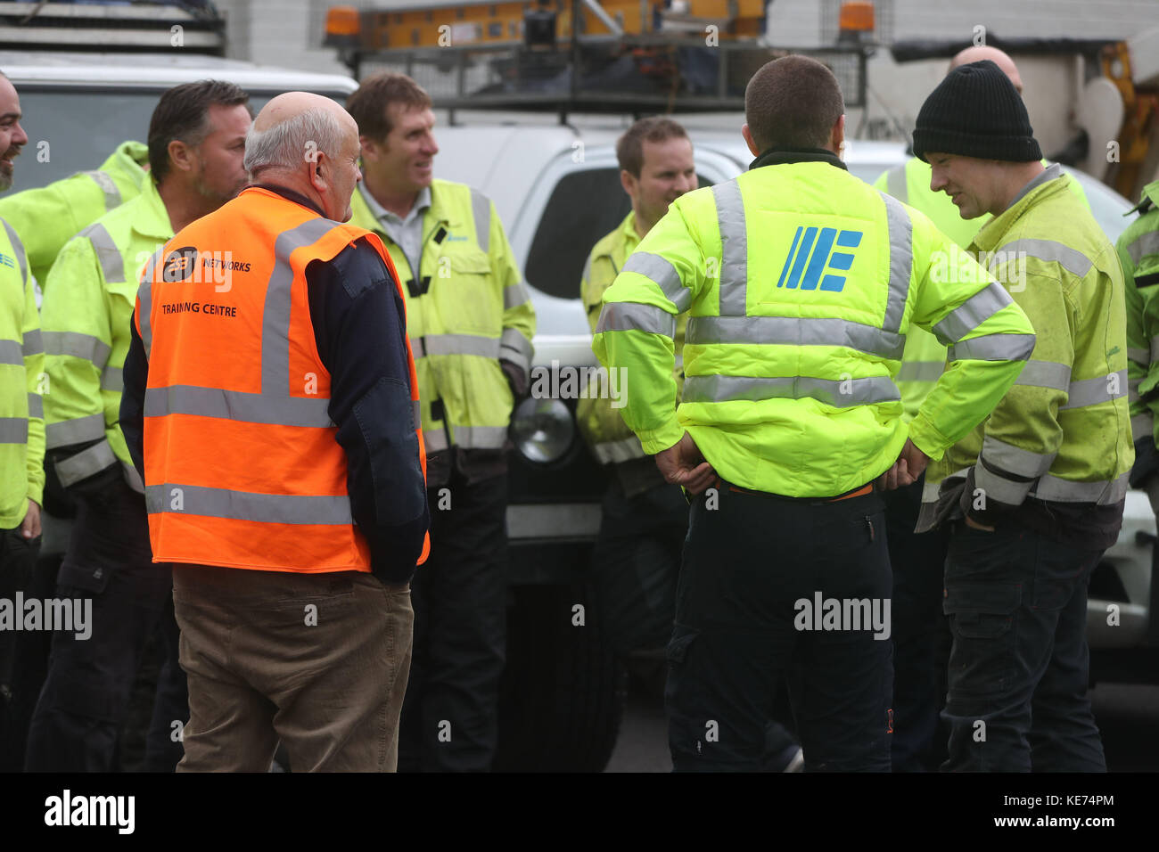Crews from Northern Ireland Electricity that have arrived to assist ESB ...