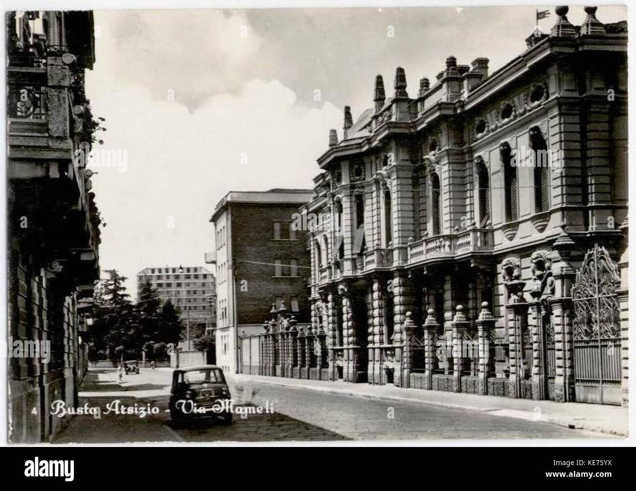 Gabardi hi-res stock photography and images - Alamy