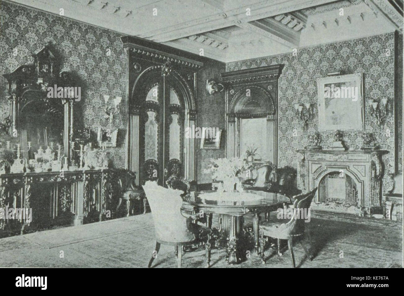 Dining Room, Ravenscrag (1913 Stock Photo - Alamy