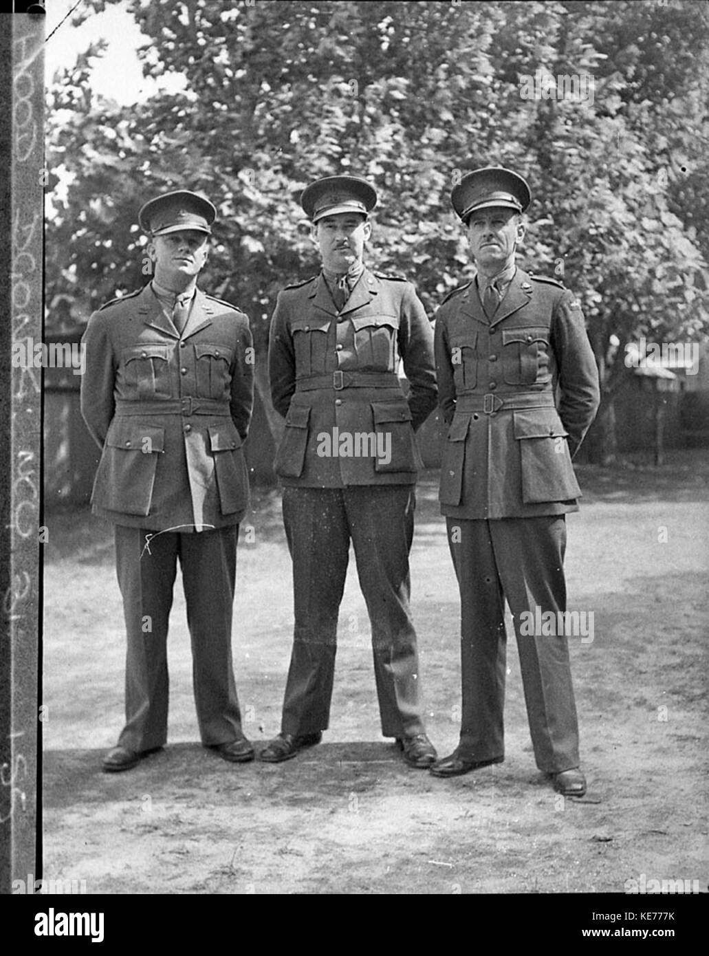 Group photo british army officers hi-res stock photography and images ...