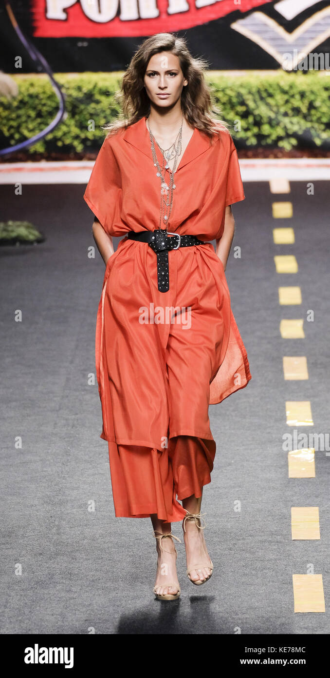 Madrid Fashion Week Spring/Autunm 2018 - Juana Martin - Catwalk ...