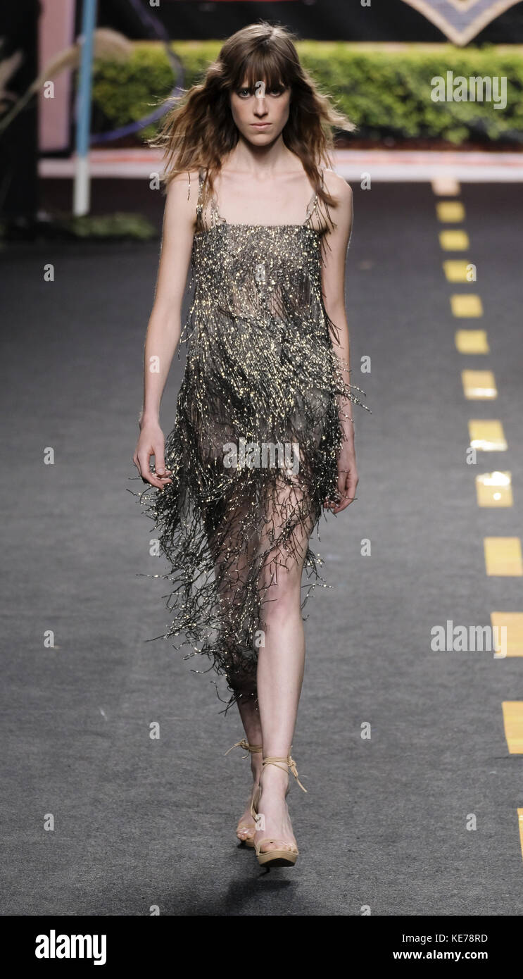 Madrid Fashion Week Spring/Autunm 2018 - Juana Martin - Catwalk ...