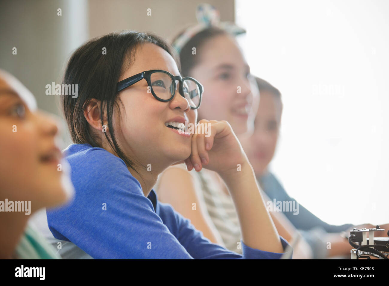 The listening girl hi-res stock photography and images - Alamy