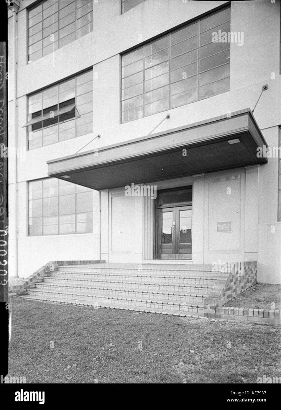 11262 Entrance steps to the Eveready factory Stock Photo - Alamy