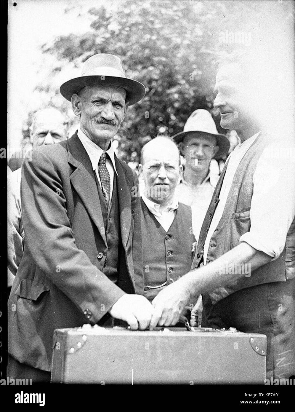 Suitcase suitcases Black and White Stock Photos & Images - Alamy