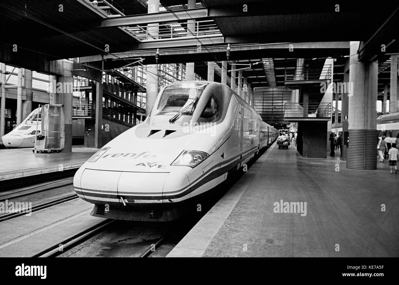 MADRID SPAIN - MADRID TRAIN STATION - SPAIN TRAIN - SPANISH FAST TRAIN ...