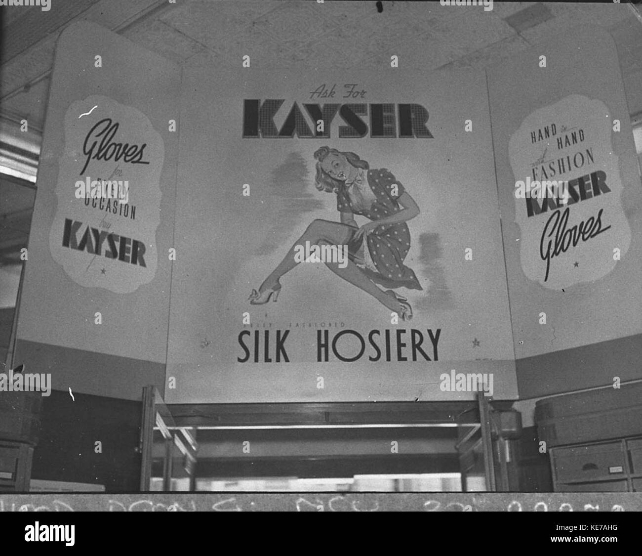 Silk gloves Black and White Stock Photos & Images - Alamy