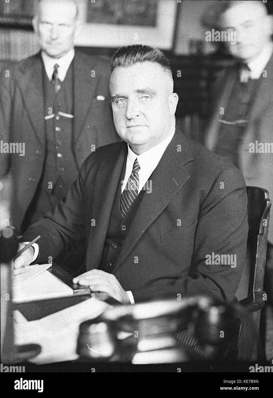 23054 Mr Stevens and cabinet Record Pictures Stock Photo - Alamy