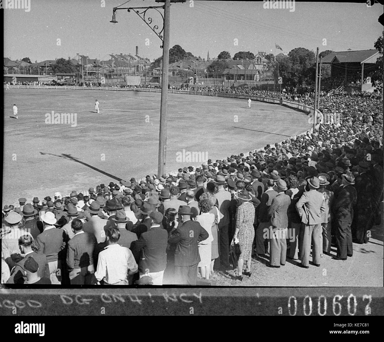 13113 Record crowd at cricket at Marrickville Oval Stock Photo - Alamy 13113 Record crowd at cricket at Marrickville Oval Stock Photo - Alamy