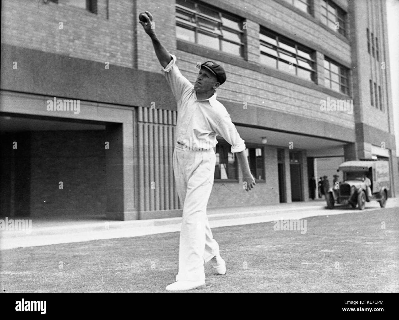 Sheffield shield cricket hi-res stock photography and images - Alamy