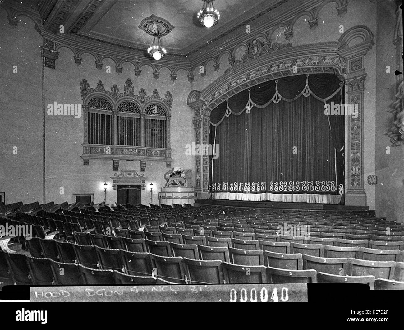 Proscenium theatre Black and White Stock Photos & Images - Alamy
