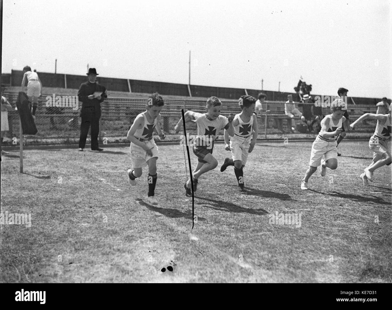 Sprint start Black and White Stock Photos & Images - Alamy