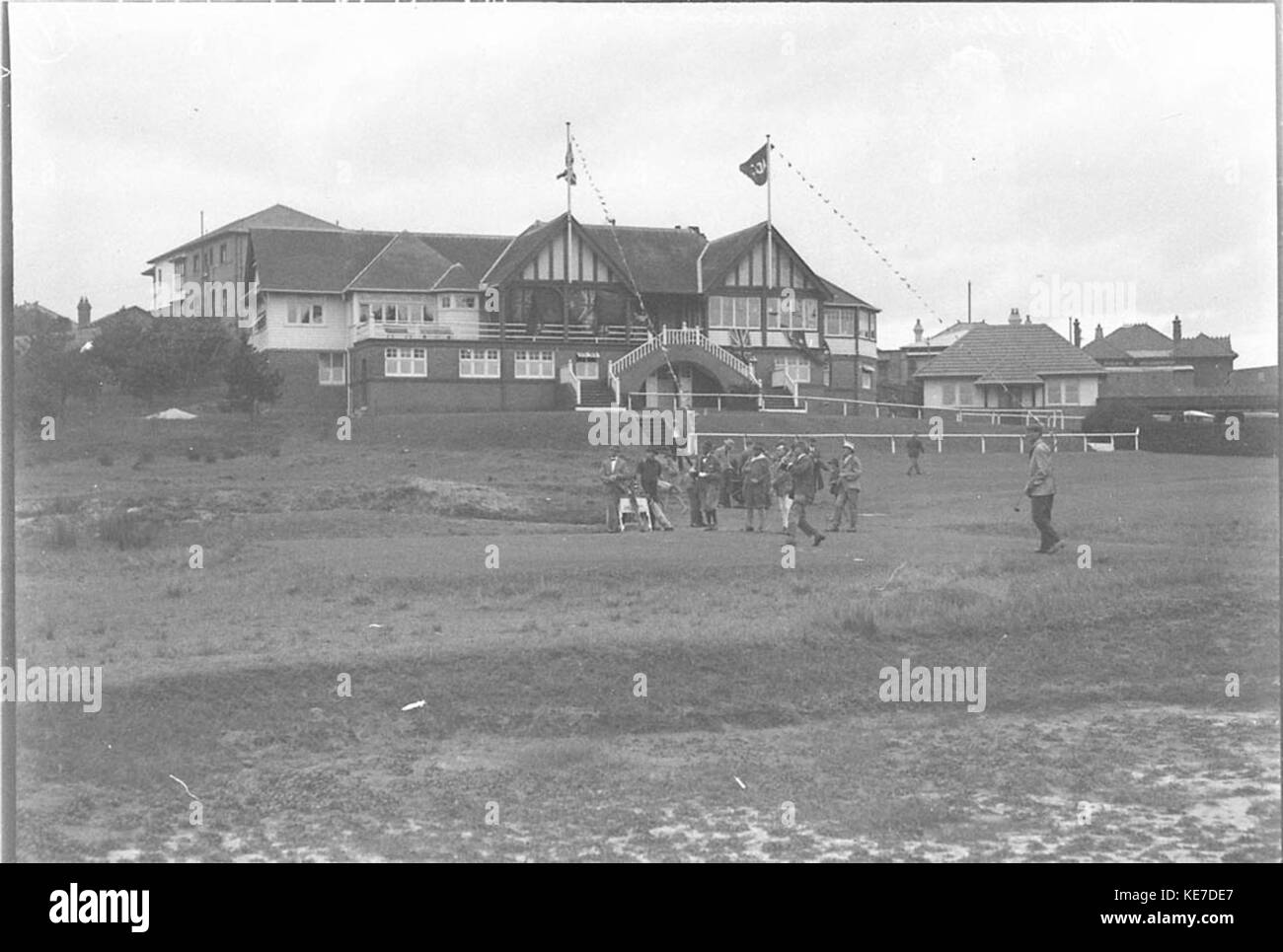 8475 The old Kensington golf club house at Tunstall Avenue before it ...