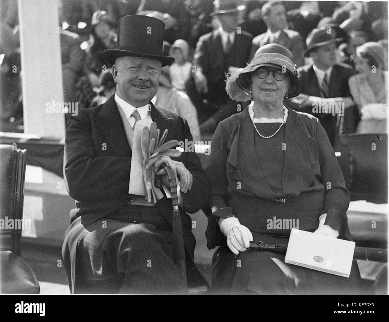 Official dais hi-res stock photography and images - Alamy