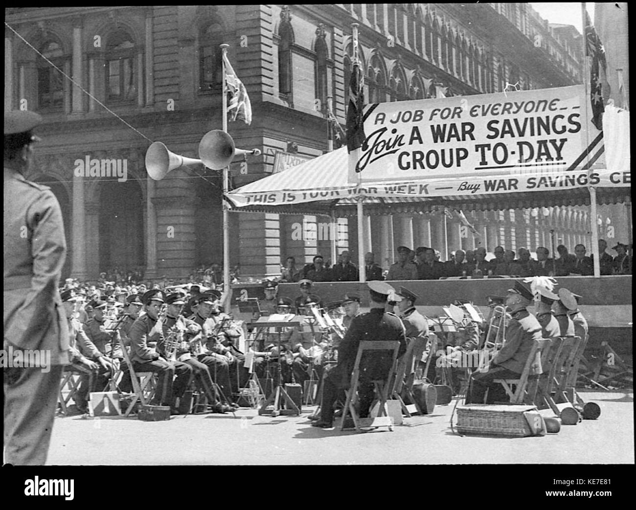 26083 Win the War Week Air Force Day Martin Place Stock Photo - Alamy