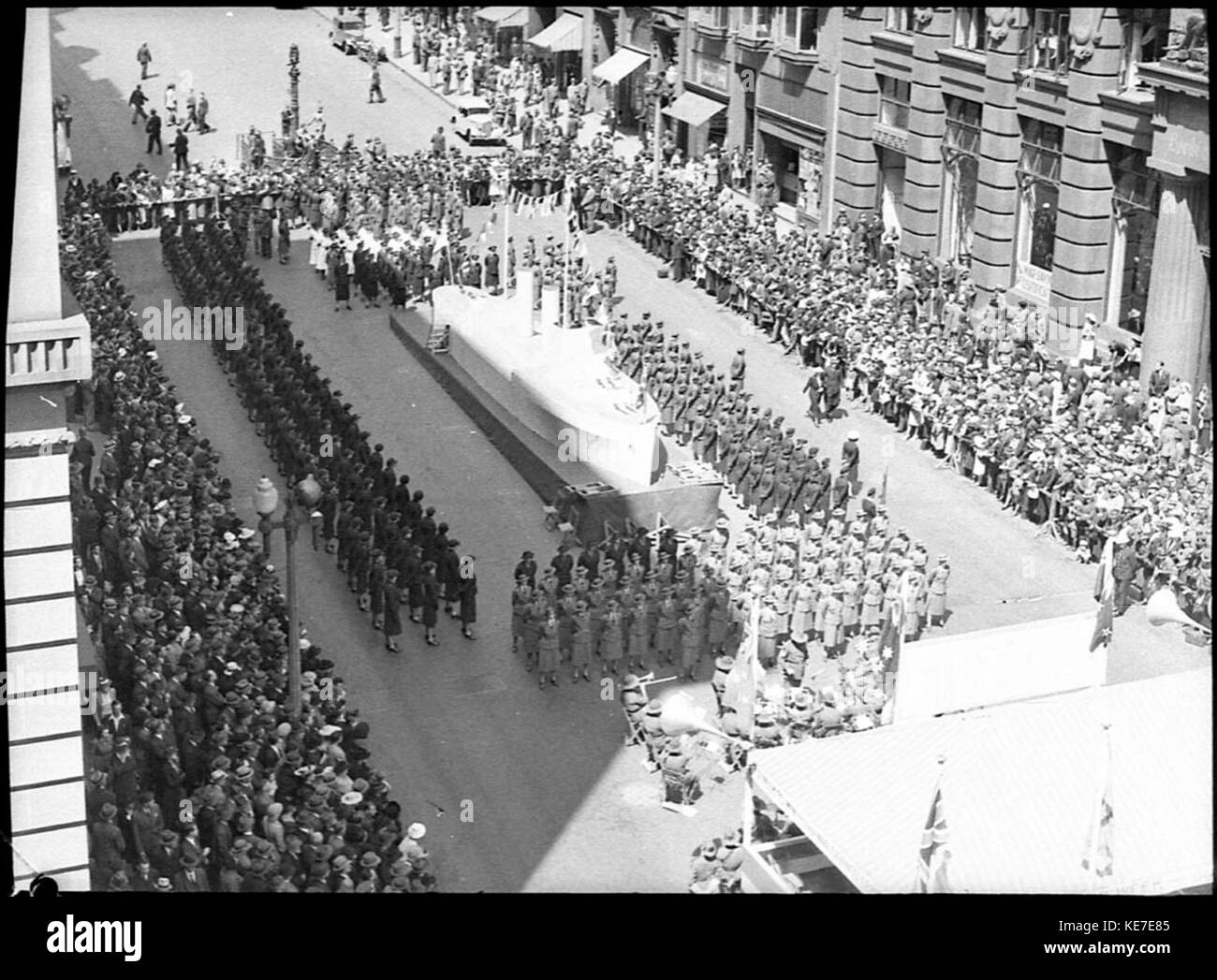 26095 Win the War Week last day Stock Photo - Alamy