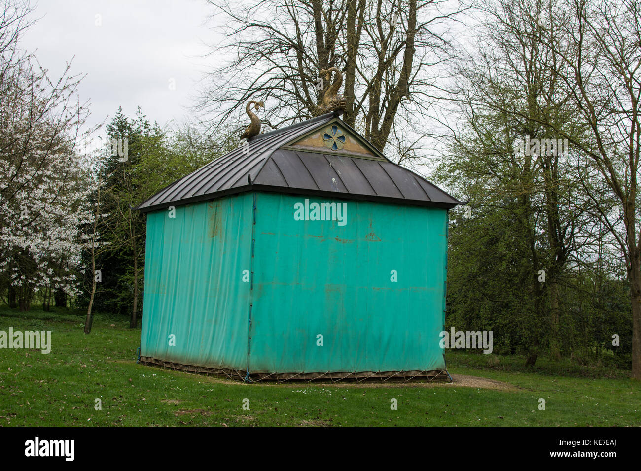 Tarpooling hi-res stock photography and images - Alamy