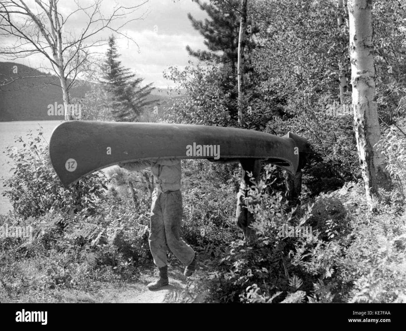 Camp. Powter's Camp Portage BAnQ P48S1P10097 Stock Photo - Alamy