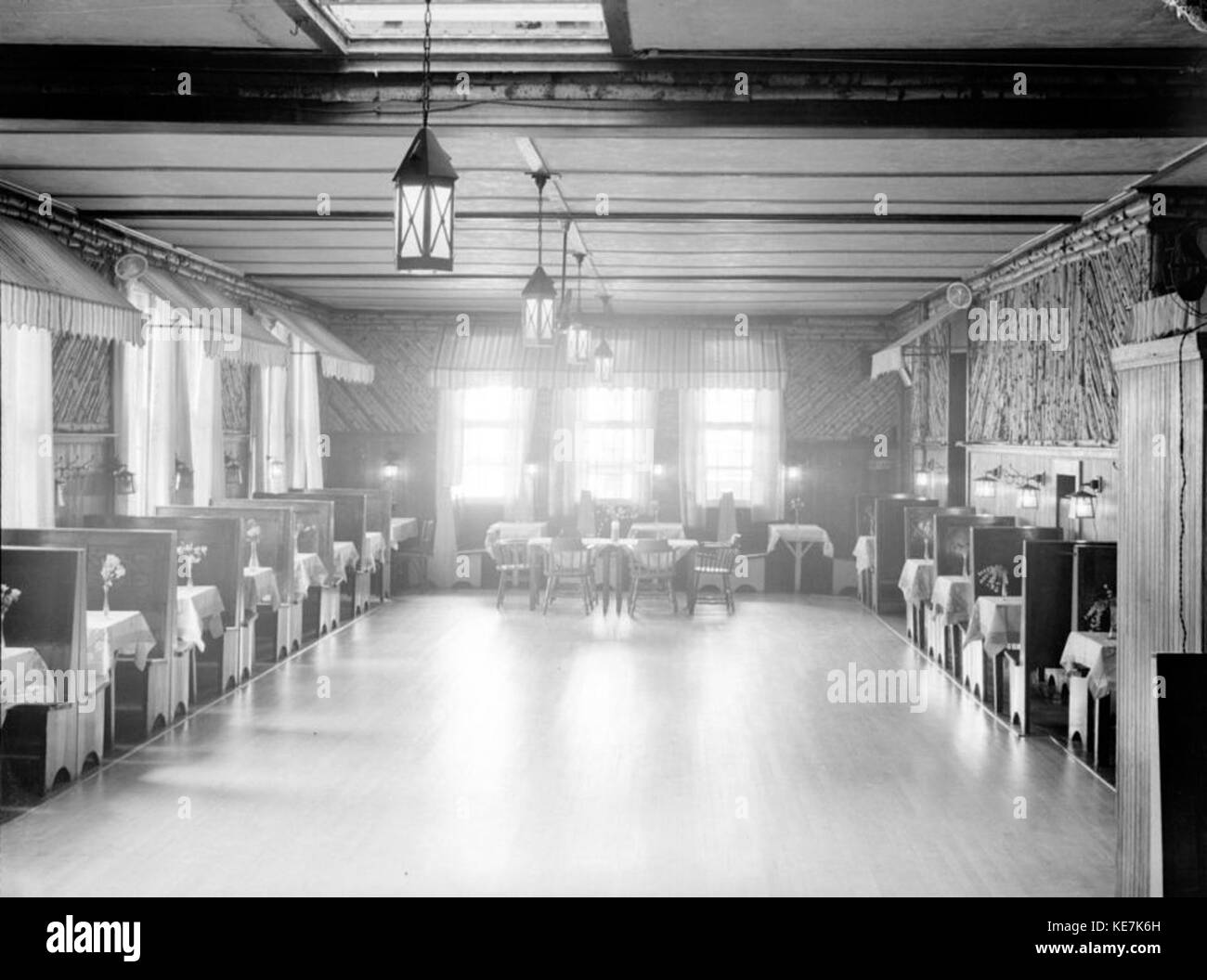 Commercial Job. The Maples Inn. The Dance Floor BAnQ P48S1P02226 Stock ...