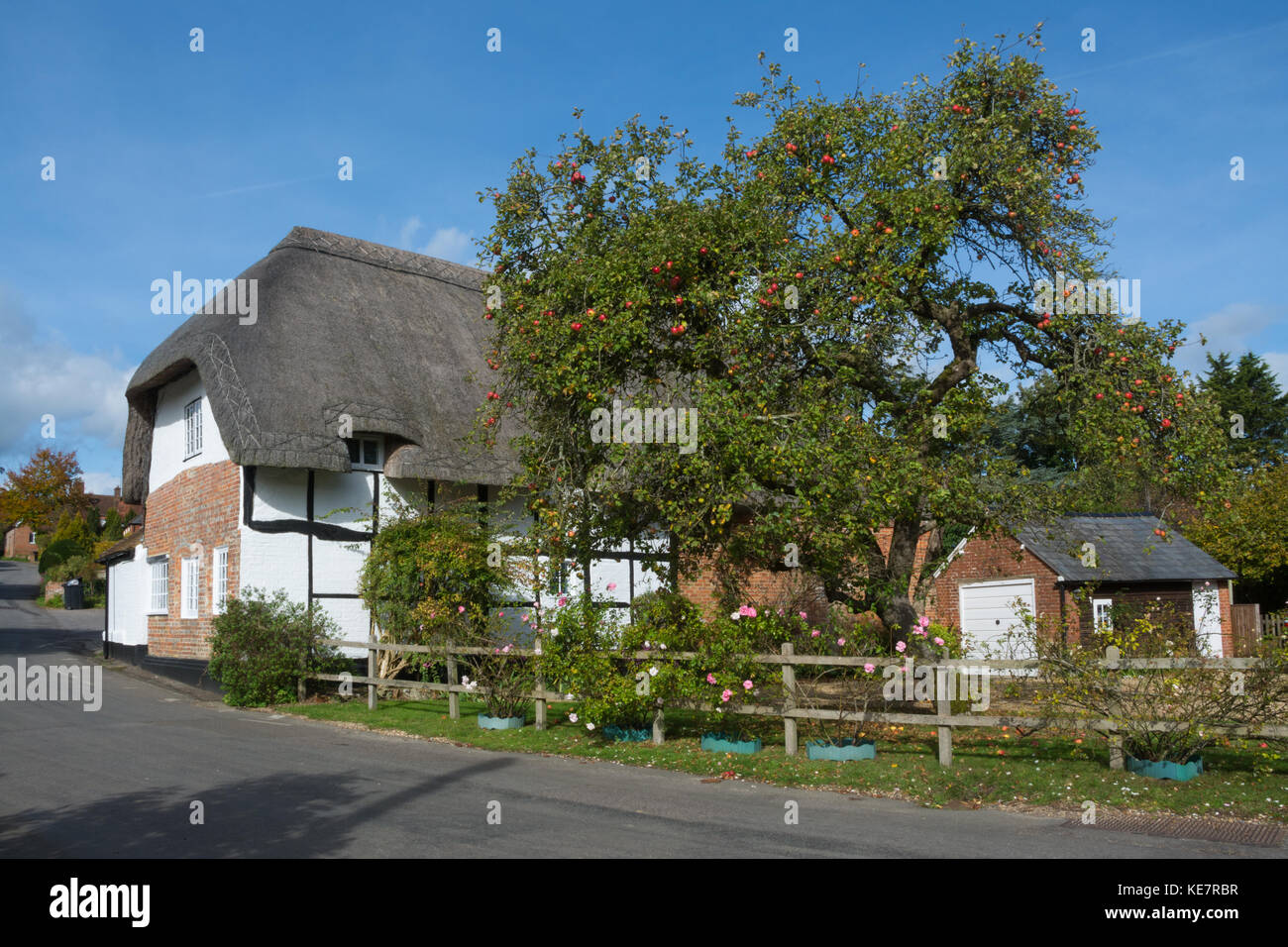 Pretty cottage in Upton Grey, a charming village in Hampshire, UK Stock ...