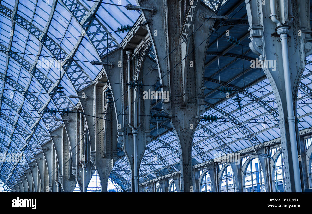Train Station Interior; Nice, Cote D'azur, France Stock Photo - Alamy