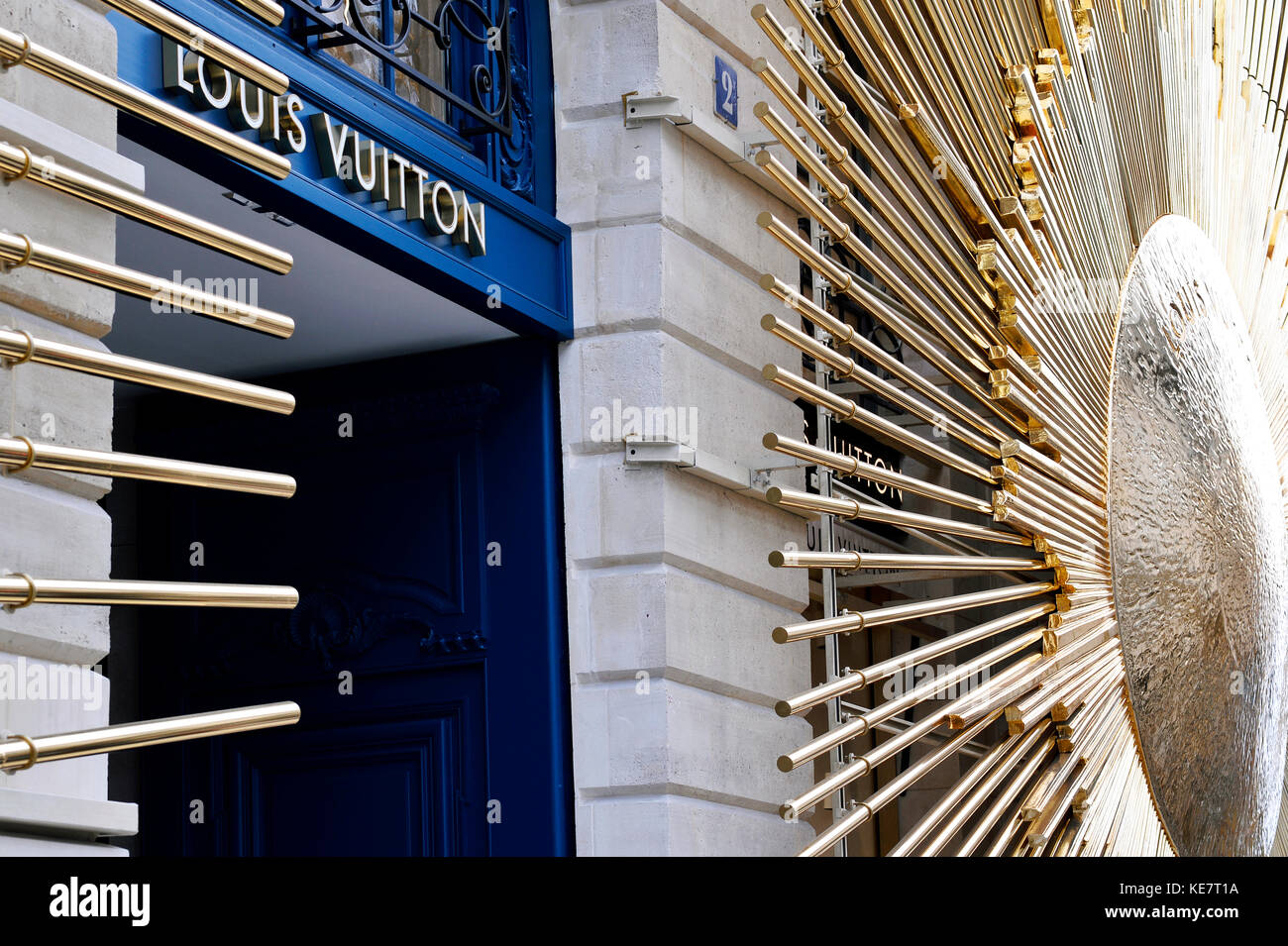Louis Vuitton flagship store, place Vendôme, Paris - France Stock Photo ...