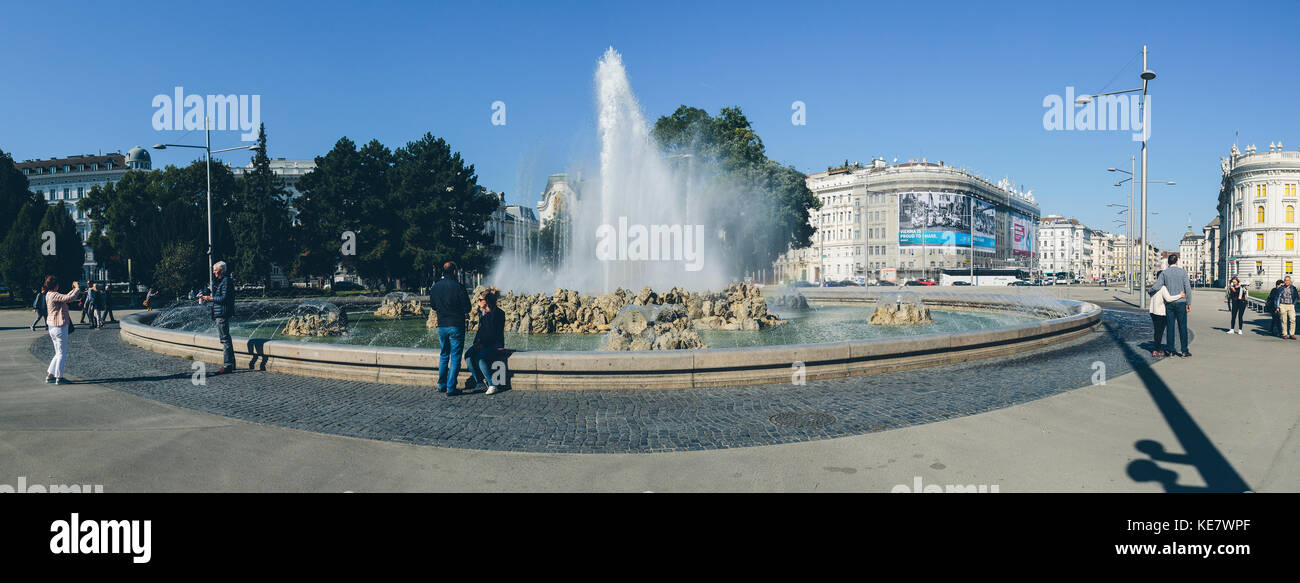 Vienna skyline 2017 hi-res stock photography and images - Alamy