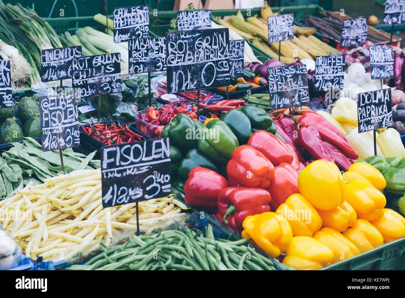 Appetizing market stalls in Vienna's famous Naschmarkt Stock Photo - Alamy
