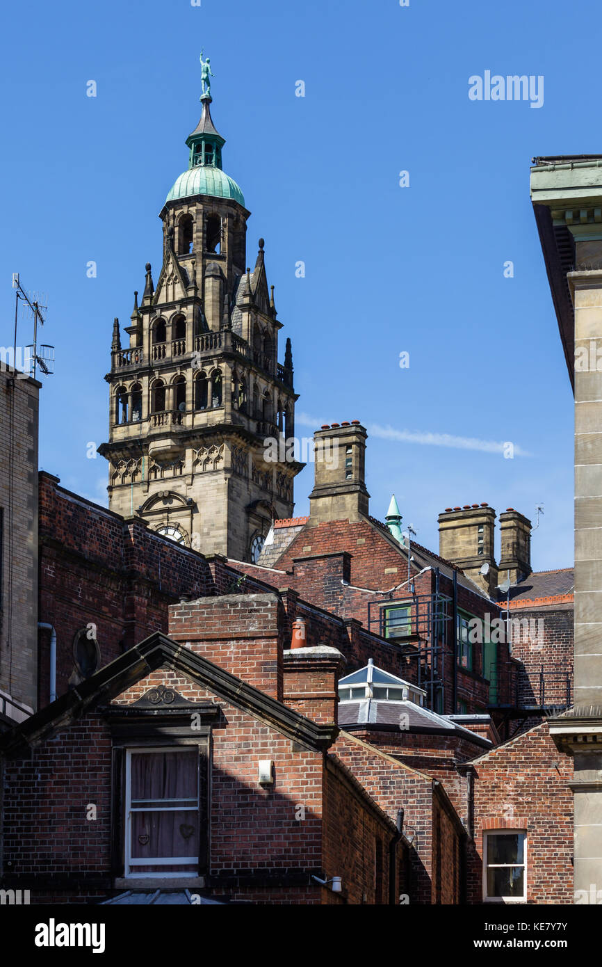 Vulcan sheffield town hall hi-res stock photography and images - Alamy