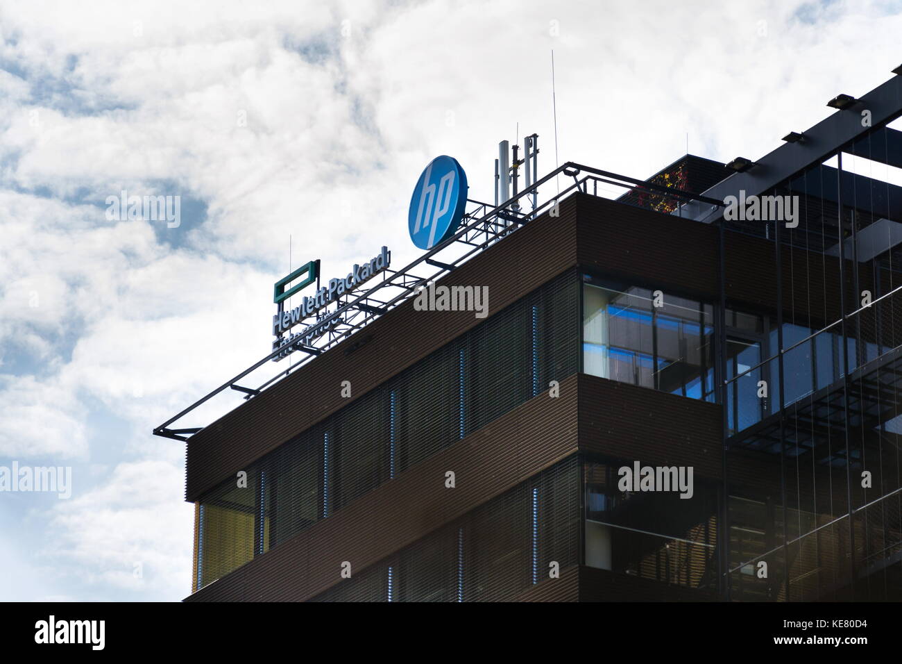 Hpe logo hi-res stock photography and images - Alamy