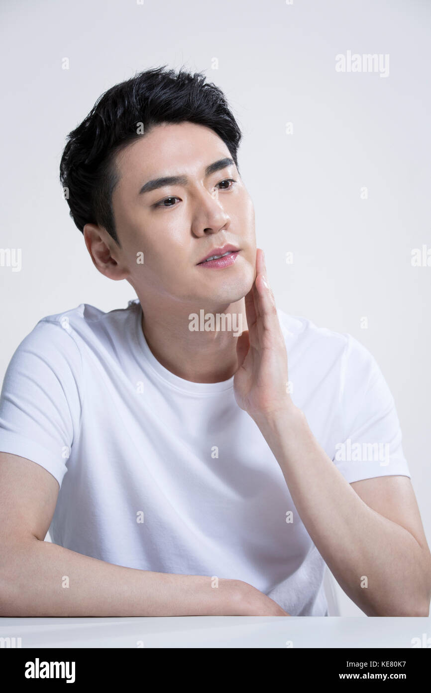 Adult with young grooming hi-res stock photography and images - Alamy