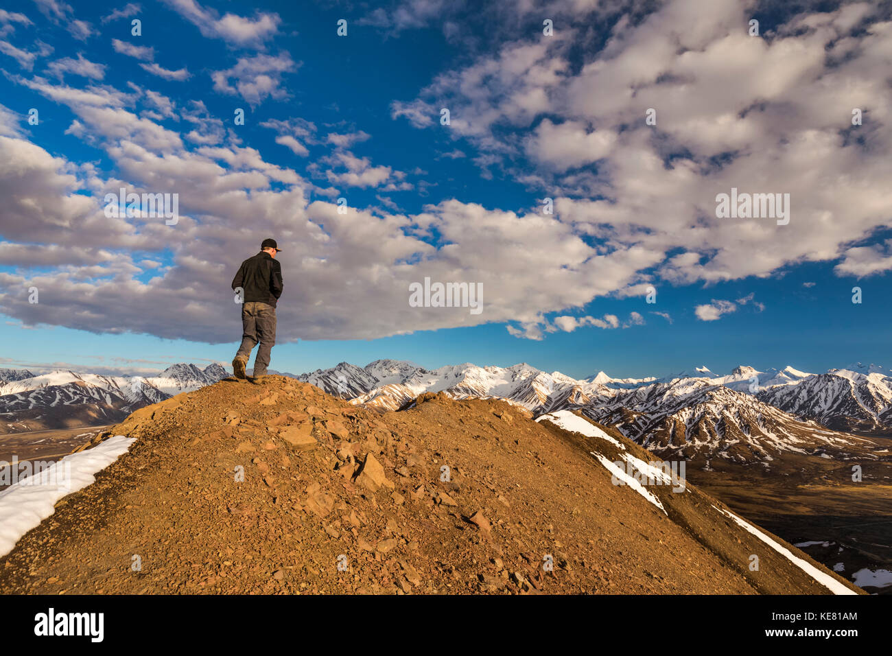 Mountain hike in denali range hi-res stock photography and images - Alamy