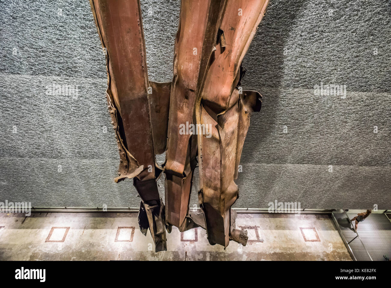 Twisted steel columns from WTC collapse Stock Photo - Alamy