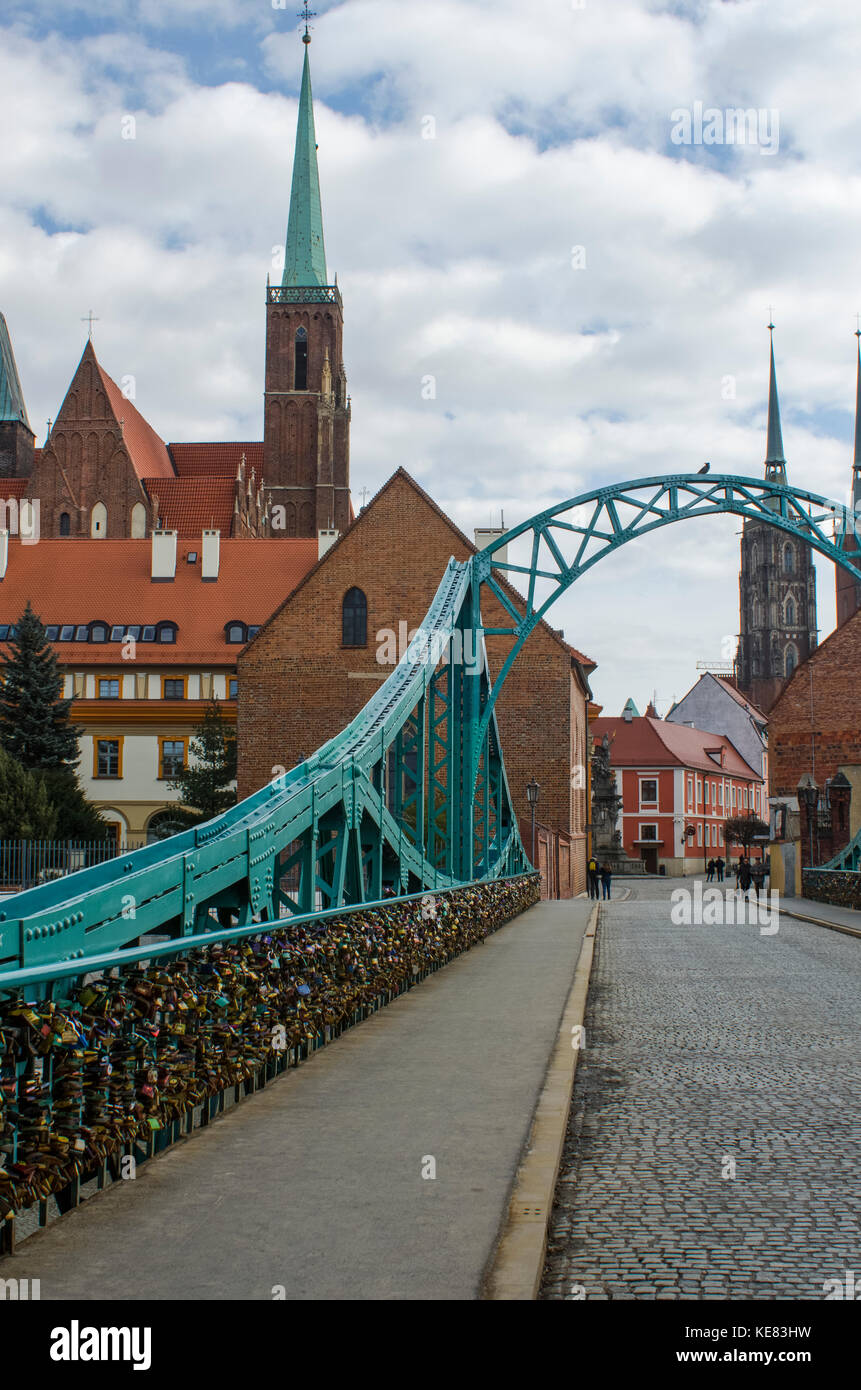 Bridge of lovers hi-res stock photography and images - Alamy